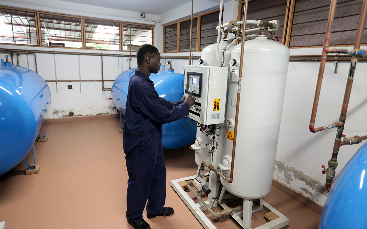 Against All Odds: The Vital Role of Lacor Hospital’s Oxygen Plant – St ...